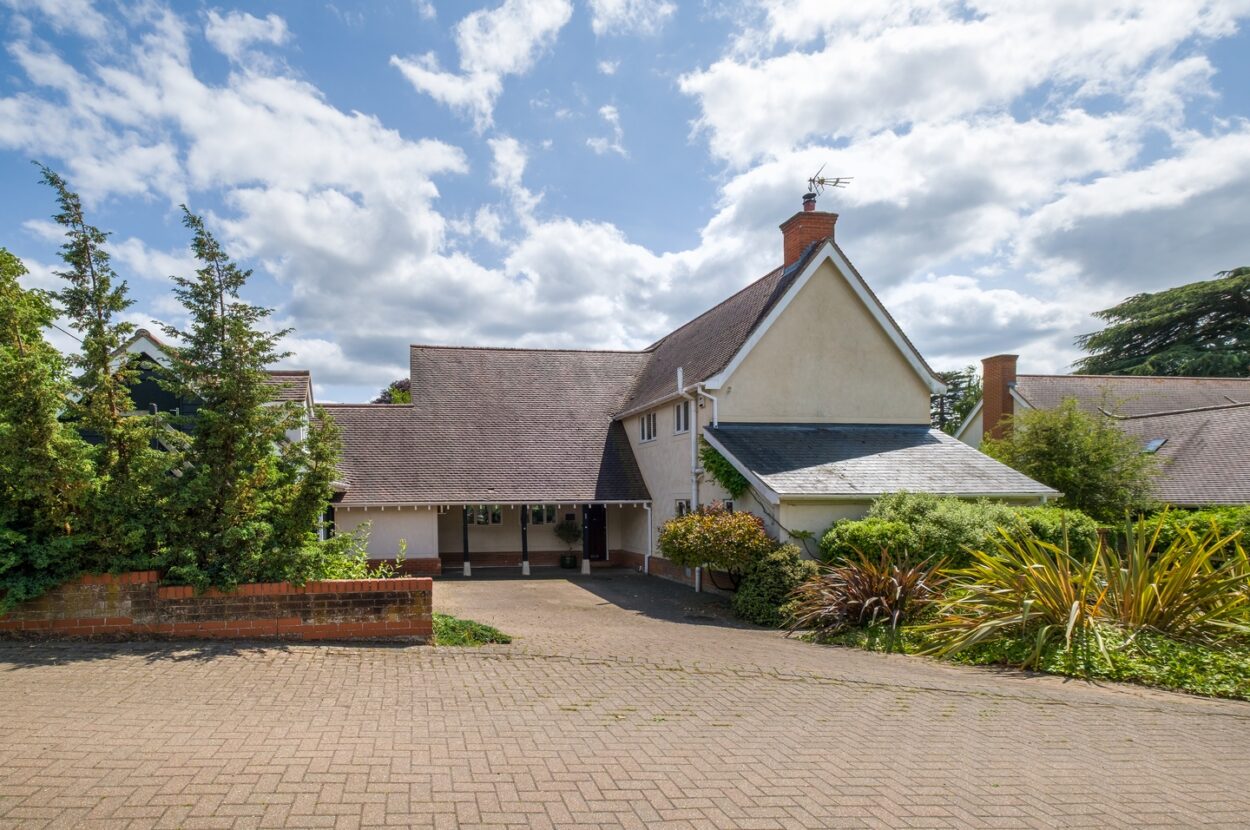 Offton, Ipswich | David Burr Estate Agents